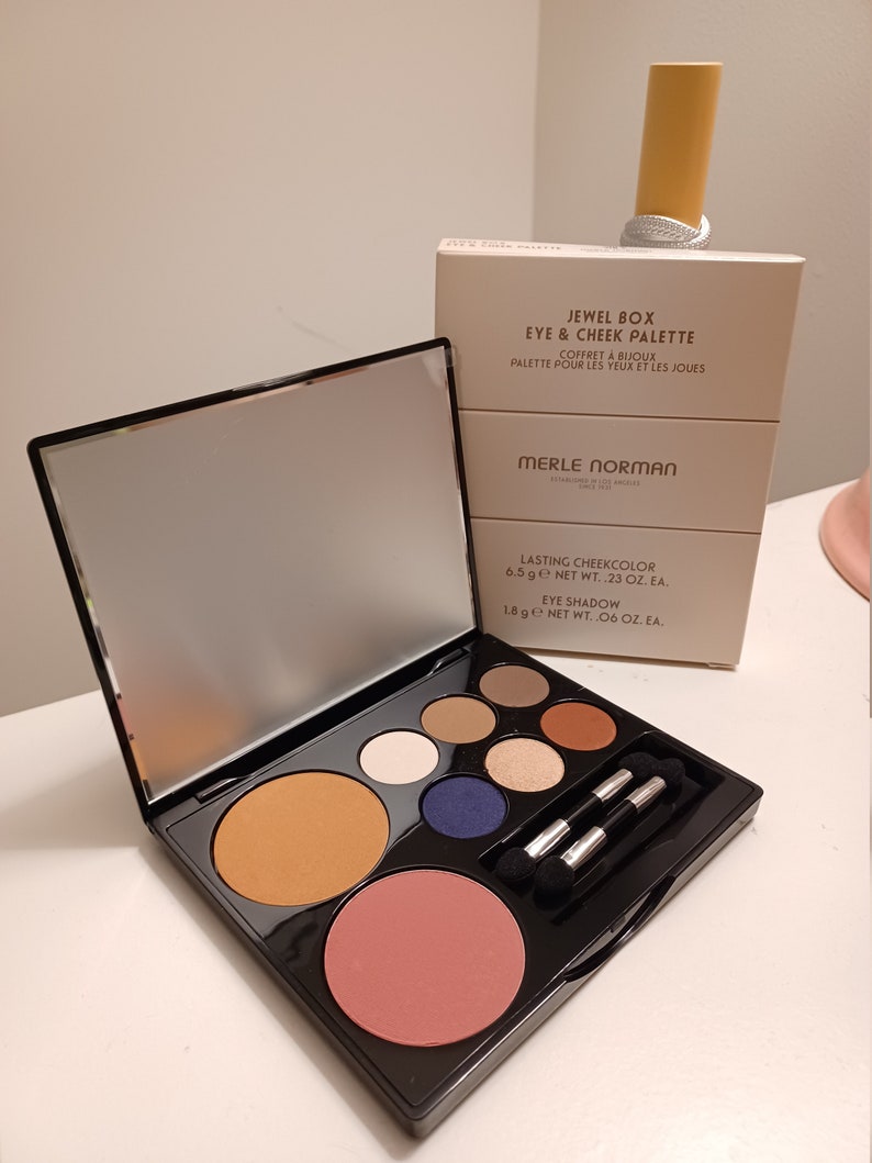 Merle Norman Luxiva 6 Eyeshadow Plus Blush Pearl Compact Retro Pallete ...