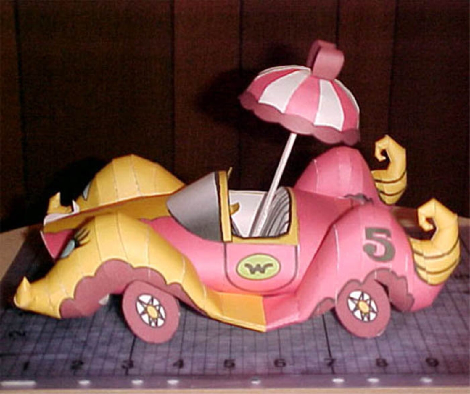 Wacky Races - Penelope Pitstop - 05 Compact Pussycat Car, Papercraft ...