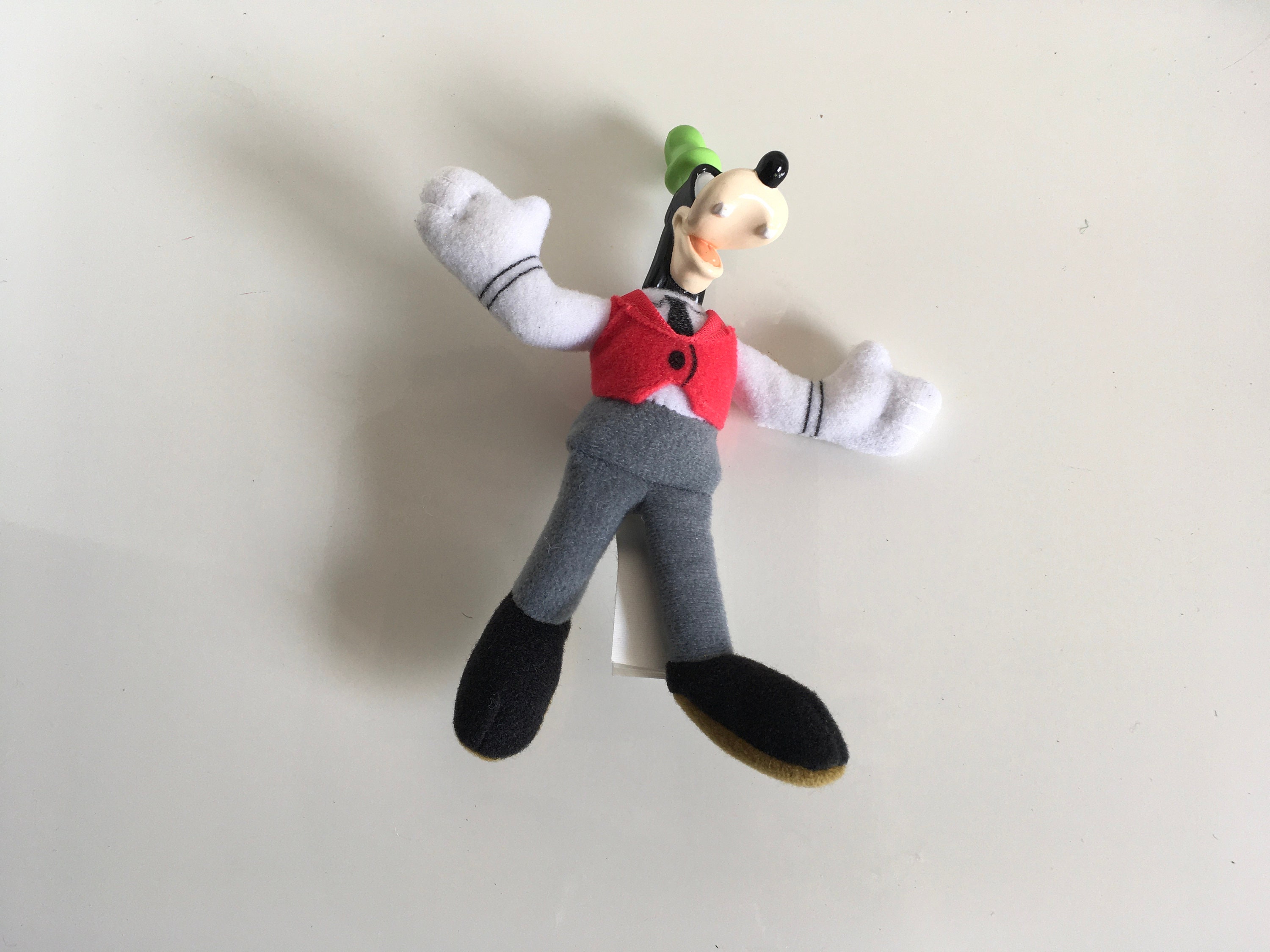 Disney Goofy Mc Donalds House of Mouse Happy Meal Plush Toy Plastic ...