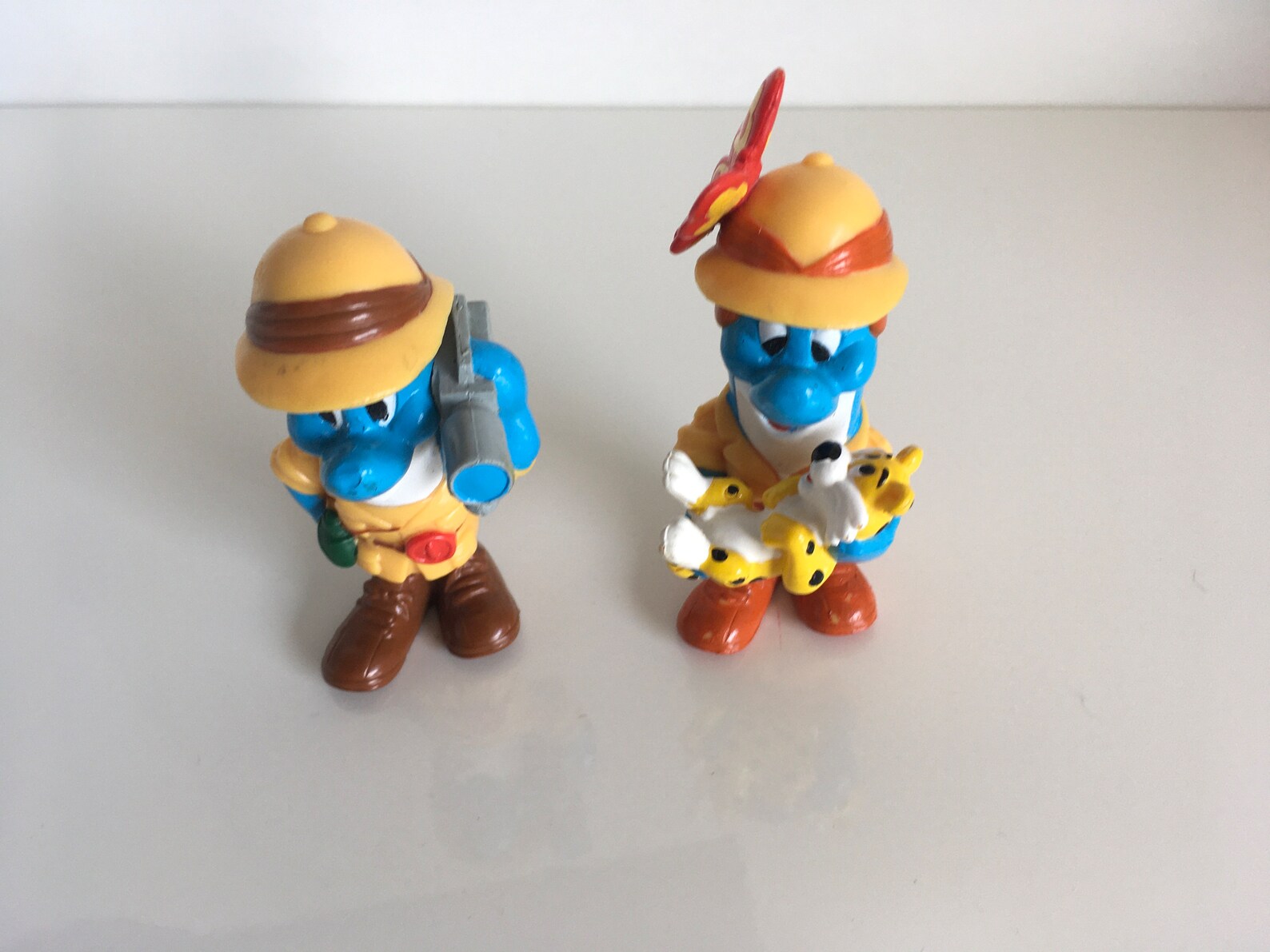 Set of 2 Figures Novotel Hotel Dolfi Vintage 2001 Collector Pvc 8 Cm ...
