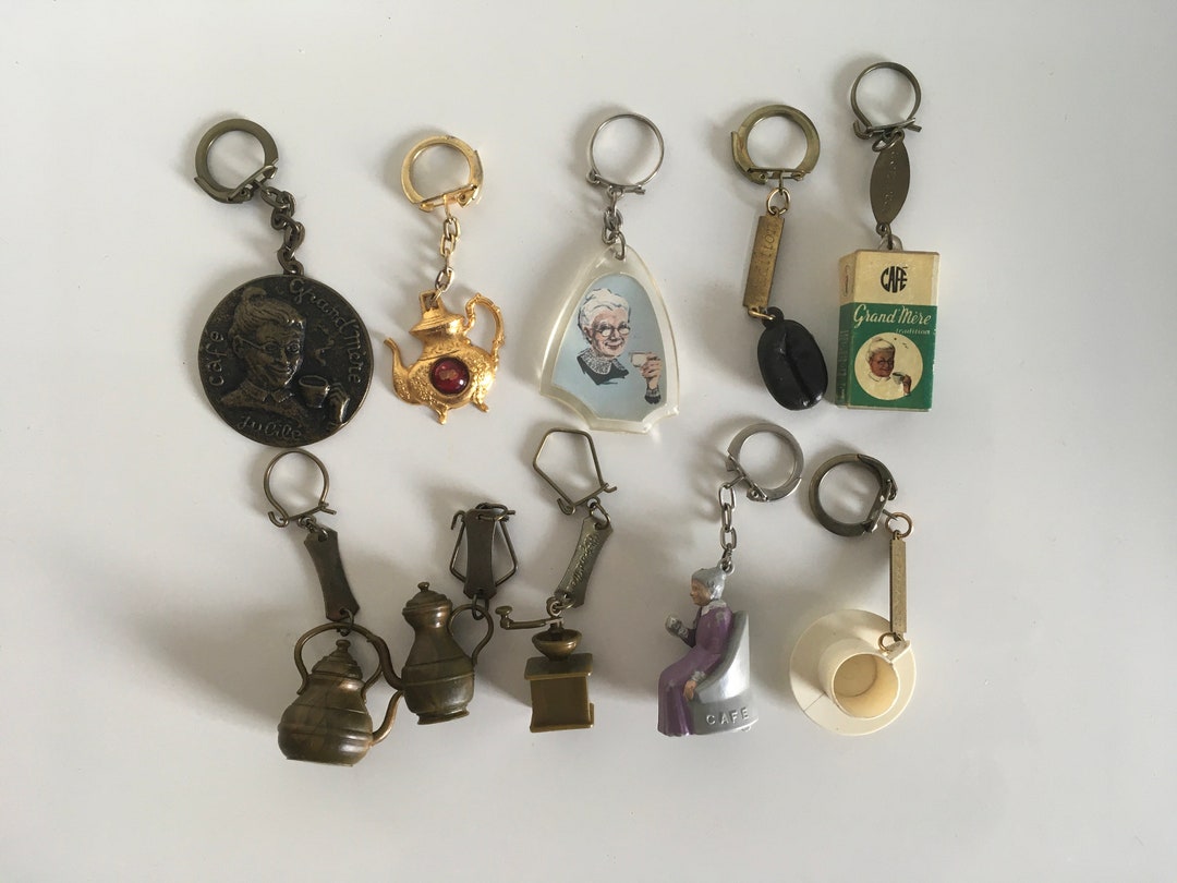 Set of 10 Vintage Keychains Cafe Grand Mère 1960 Collector Good ...