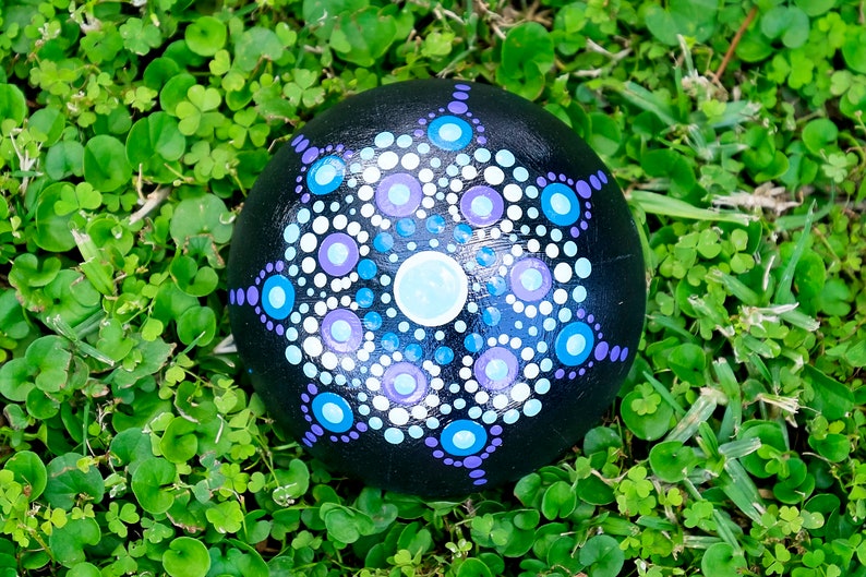 Dot Art Pattern Round Rock 7 - Downloadable PDF - Mandala Dotting ...