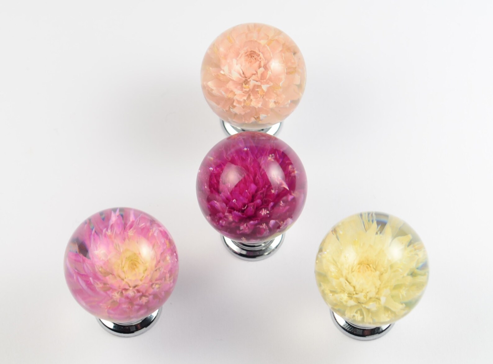 Set 4 Real Flowers Resin Knobs Unique Gift Handmade Knobs | Etsy