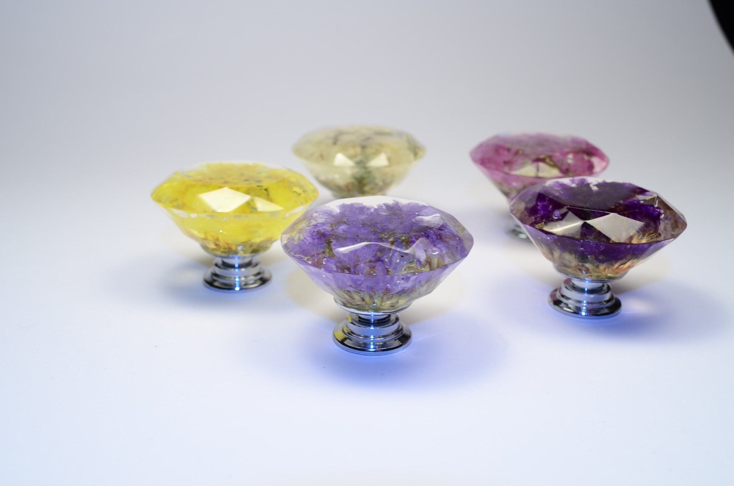 Gift Set of 5 Real Flower Resin Drawer Knobs Drawer Pulls - Etsy