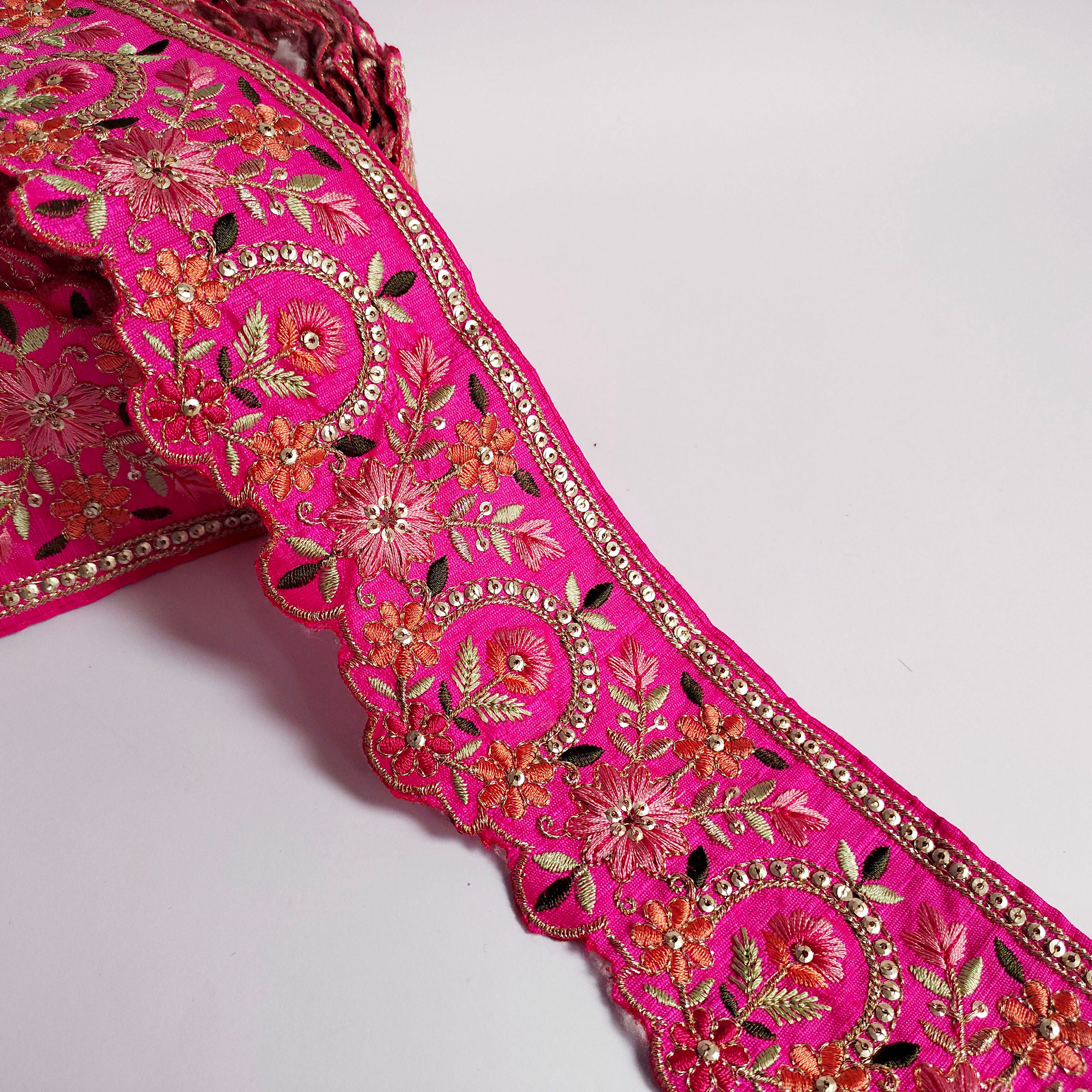 Pink Lace Border Design