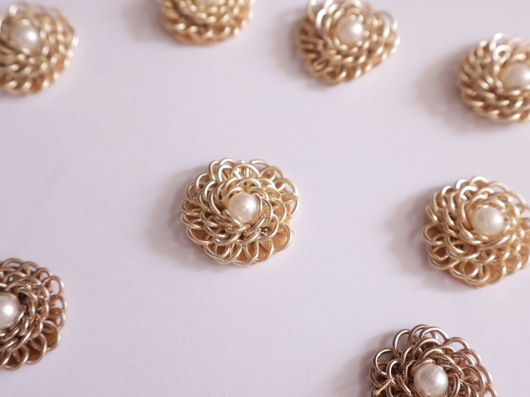 25 Pc- Gold/ Antique Gold Floral Zardozi Springs Pearl Applique Patches ...