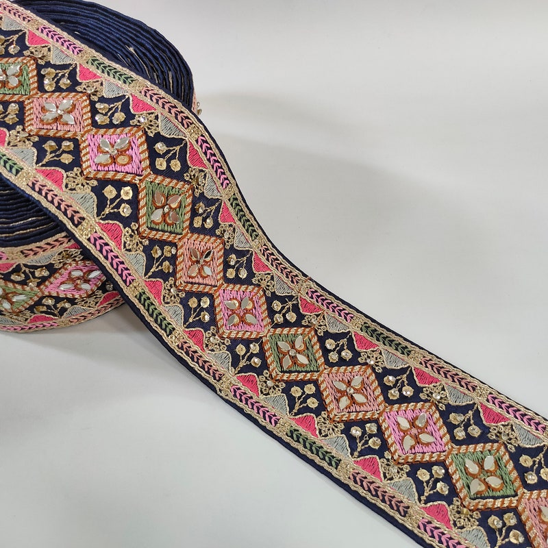 Sari Borders - Etsy