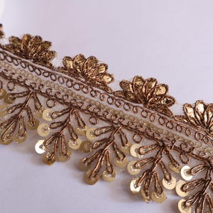 9 Yards Antique Golden Sequin Zardozi Embroidered Lace, Scalloped Border Trim, Fancy Sari ...