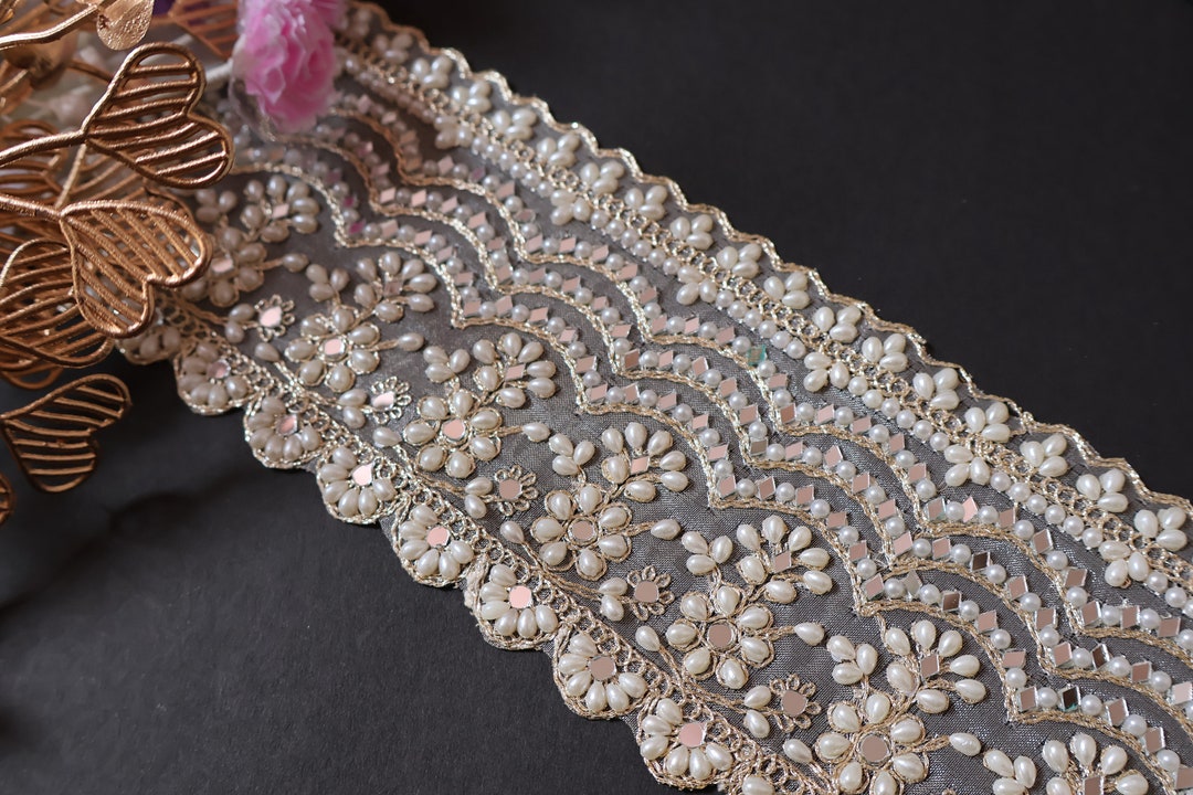 Gorgeous Creme Gold Scalloped Pearl & Mirror Sari Border Trim, Indian ...