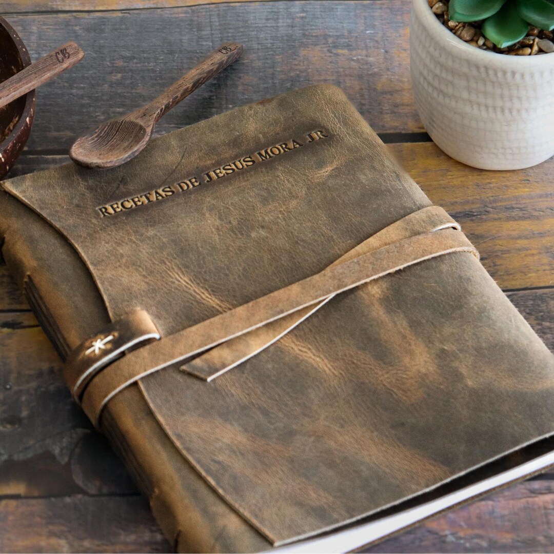 Heirloom Leather Recipe Journal: Sewn Bound, Personalized Cookbook for ...