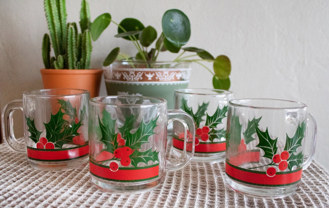 Vintage Holly Berry Holiday Glass Set of 4, Clear Glass Mugs With ...
