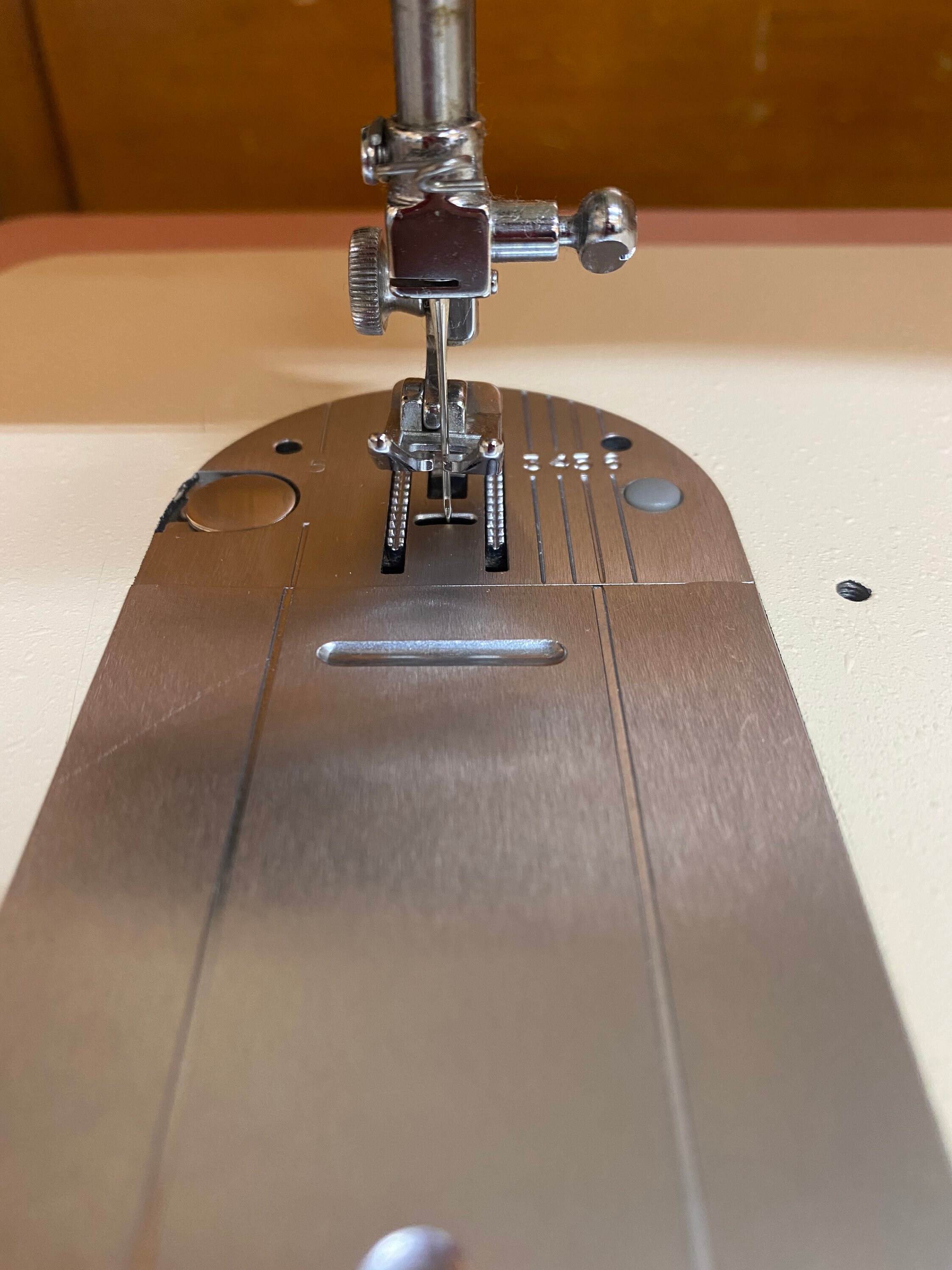 Vintage Singer Merritt Sewing Machine Model 2404 at Ron Edelstein blog