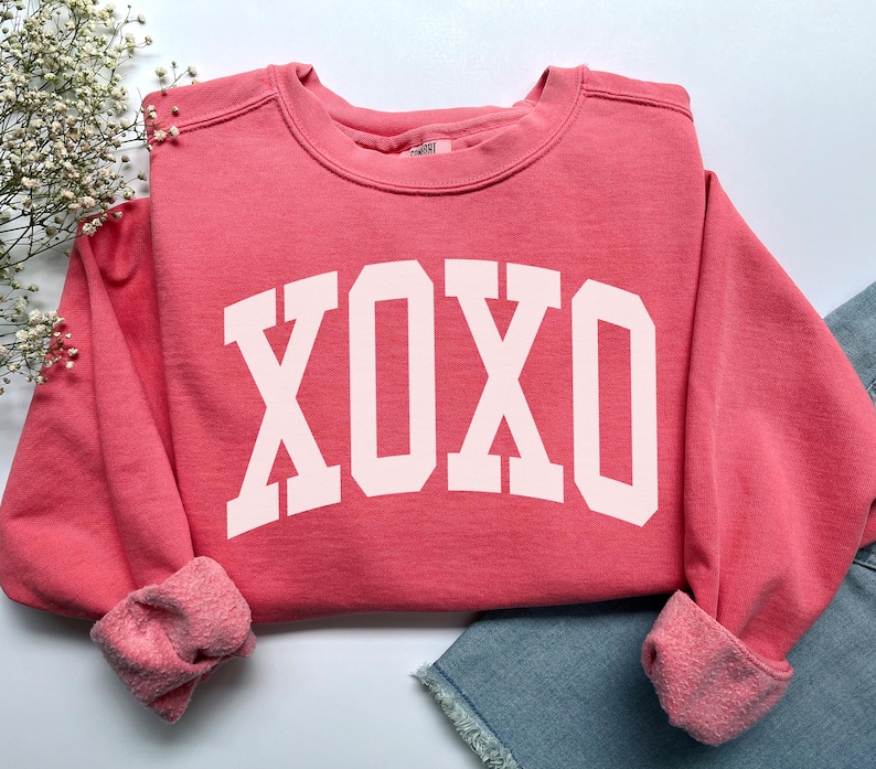 XOXO Sweatshirt, Comfort Colors XOXO Shirt Valentines Day Gift XOXO ...