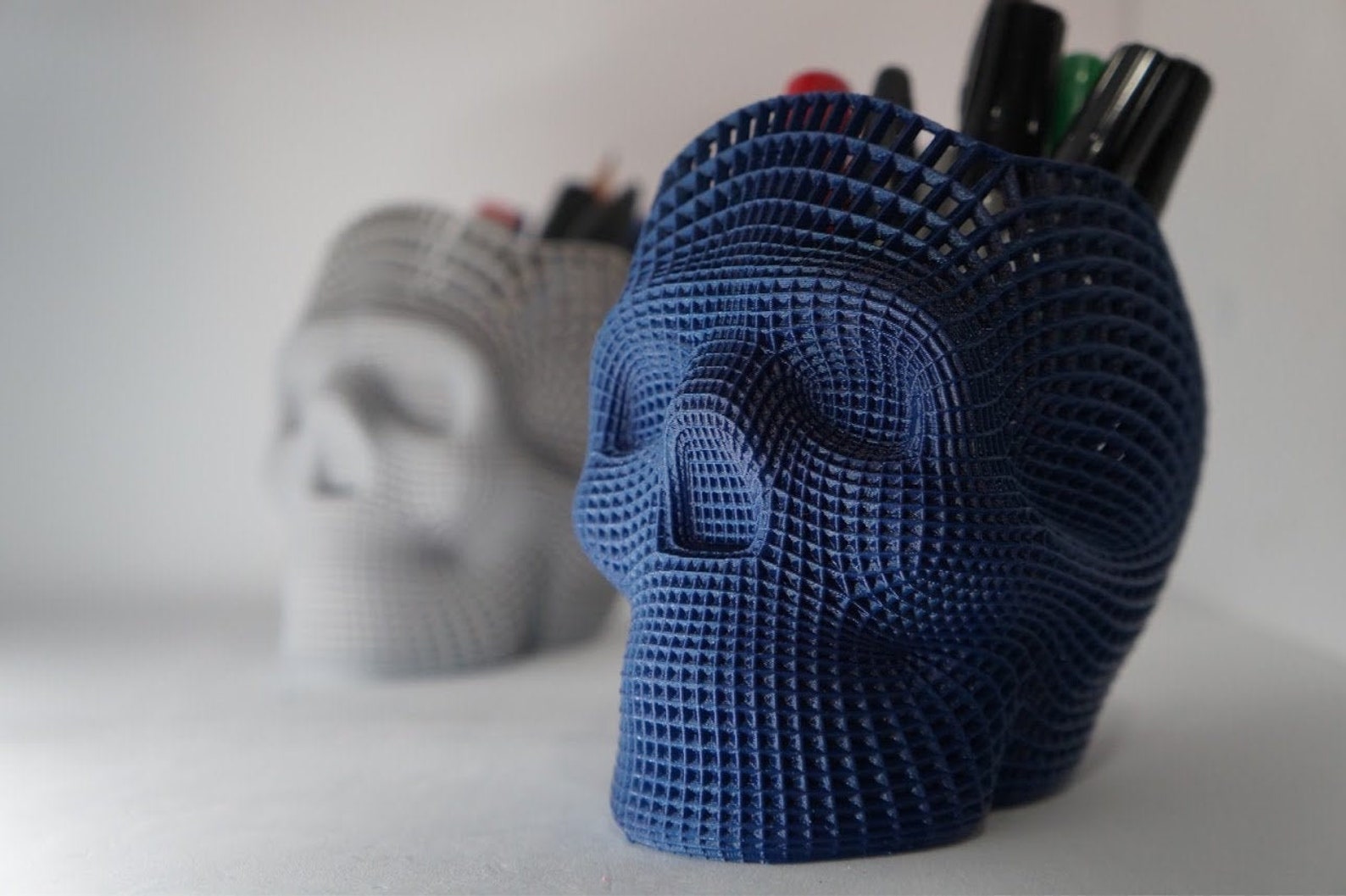 Skull 3d Printed Skull Pen Holder Desk Decor Pencil Pot - Etsy