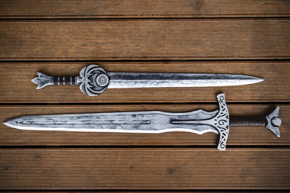 Skyrim Swords cosplay / Elder scrolls Sword weapon | Etsy