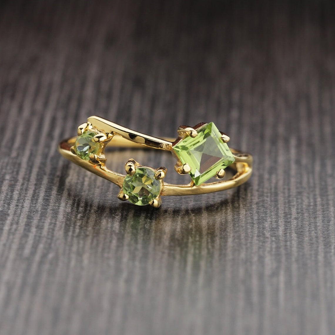 Gold Peridot Ring, Natural Peridot Gemstone Ring - Peridot Prong ...