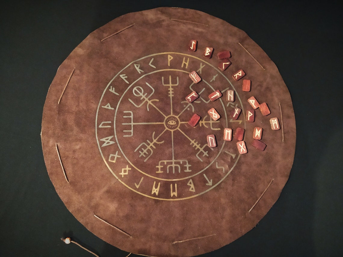 Leather Rune Divination Cloth With Runic Circle Runic Scroll - Etsy