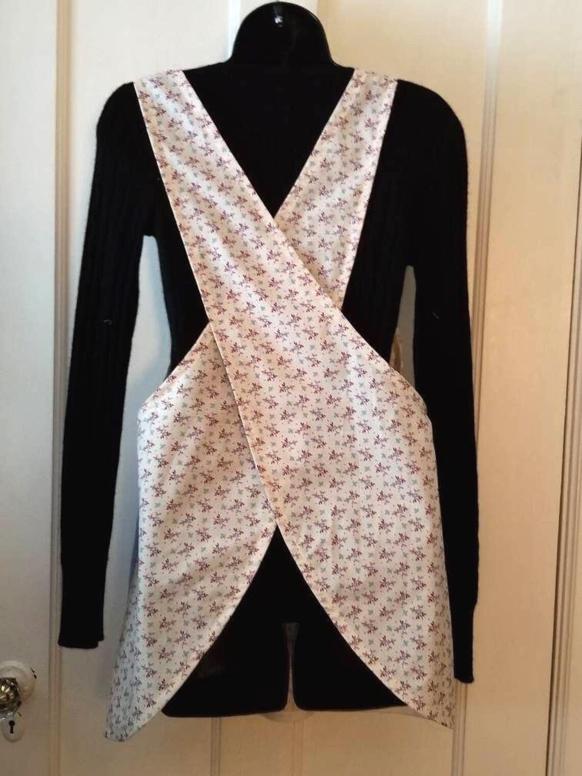 Adorable, Contemporary Pinifor Apron. Size SMALL. Cross Back. Cooking ...