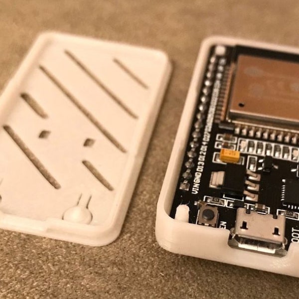 Esp32 with pins with case - Etsy.de