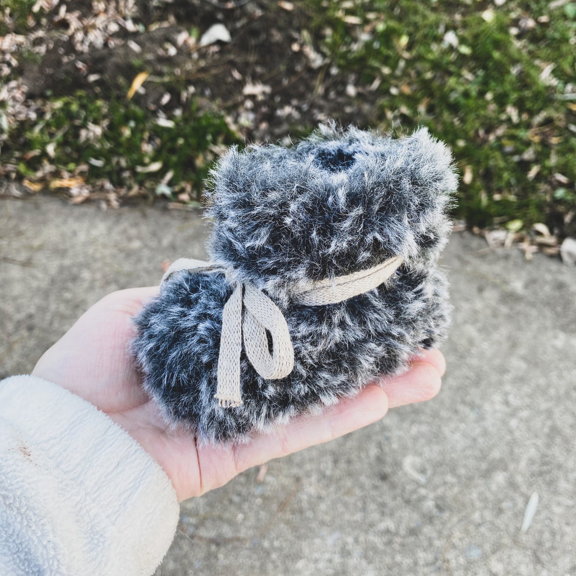 Fur Baby Booties | Soft Baby Booties | Baby Crib Shoes | Fuzzy Booties ...