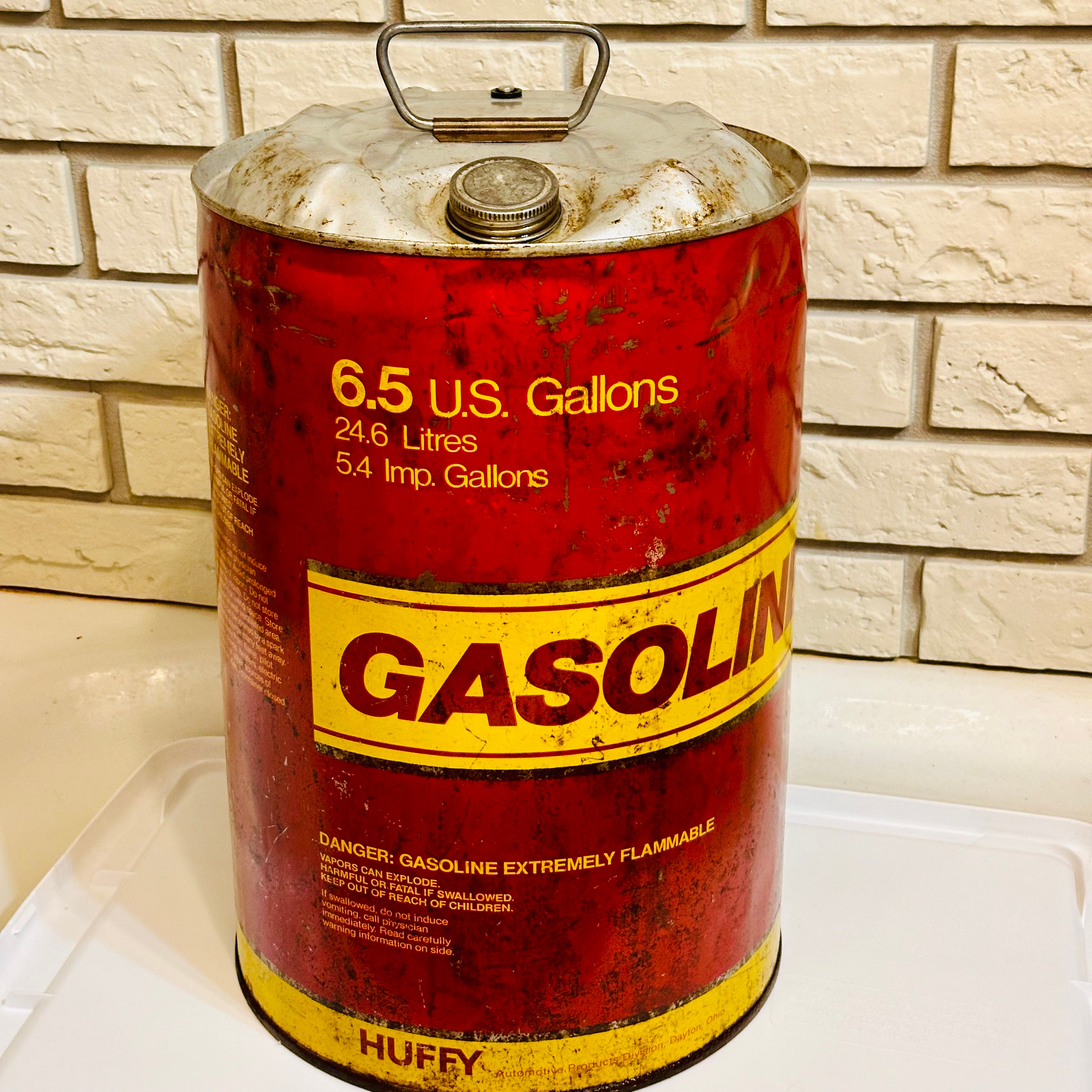 Vintage Huffy 6.5 Gal 1982 Metal Gas Can - Etsy
