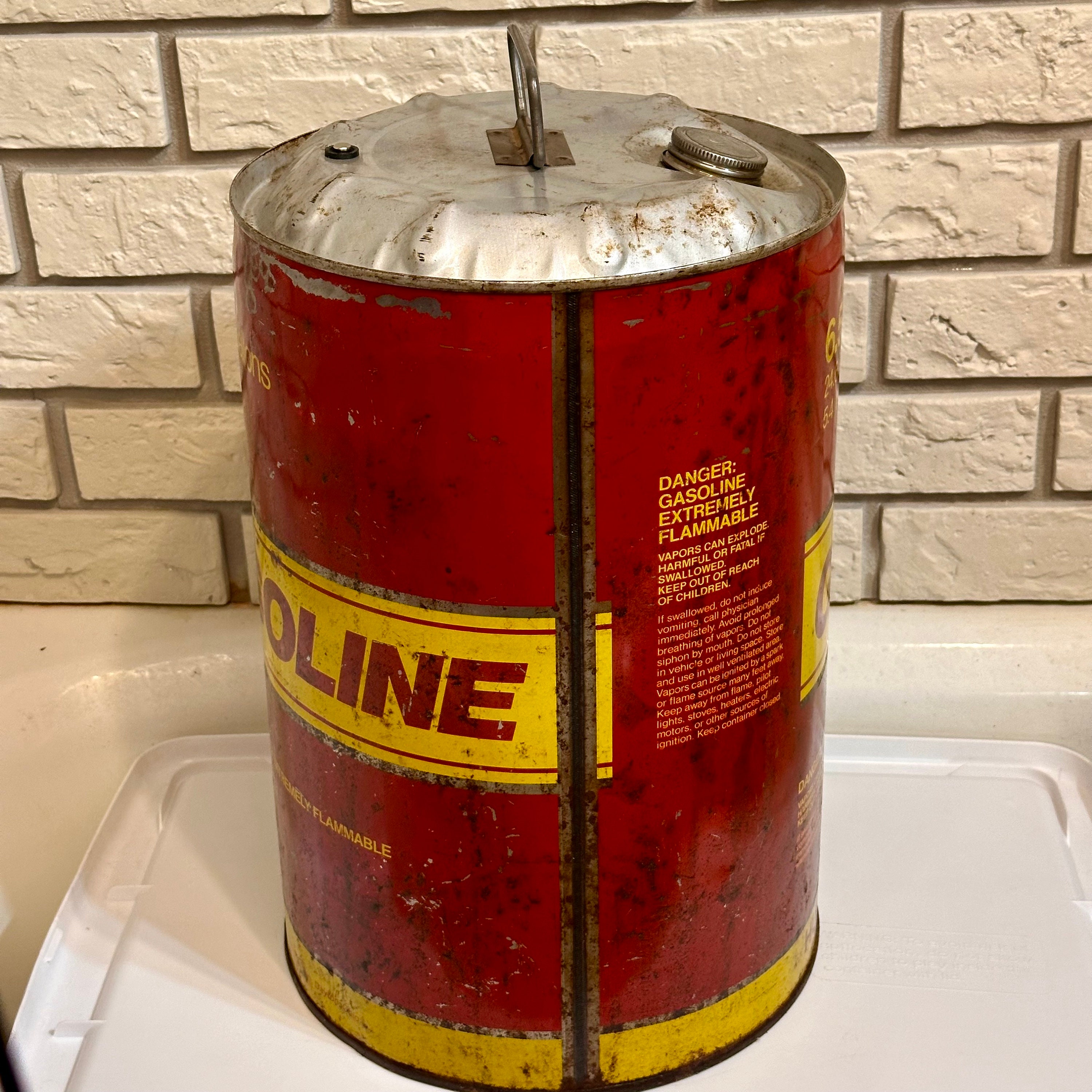 Vintage Huffy 6.5 Gal 1982 Metal Gas Can - Etsy