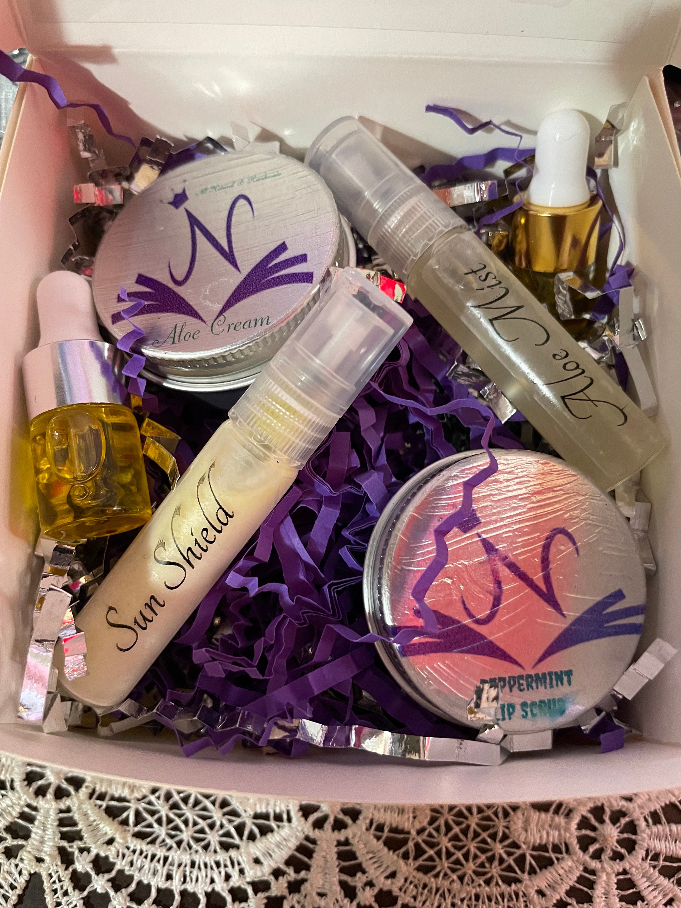 Nettie's Sample & Royalty Box - Etsy