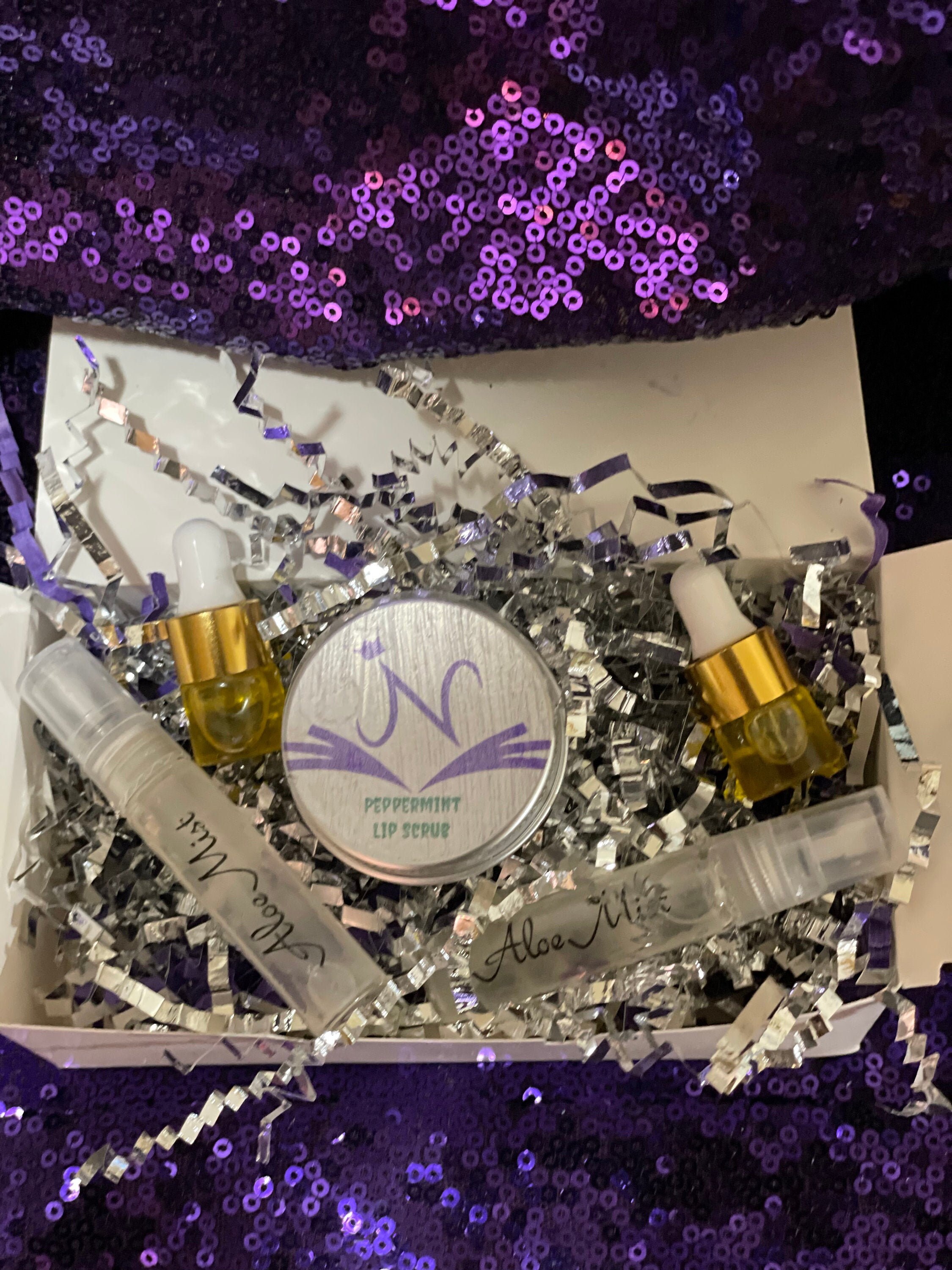 Nettie's Sample & Royalty Box - Etsy