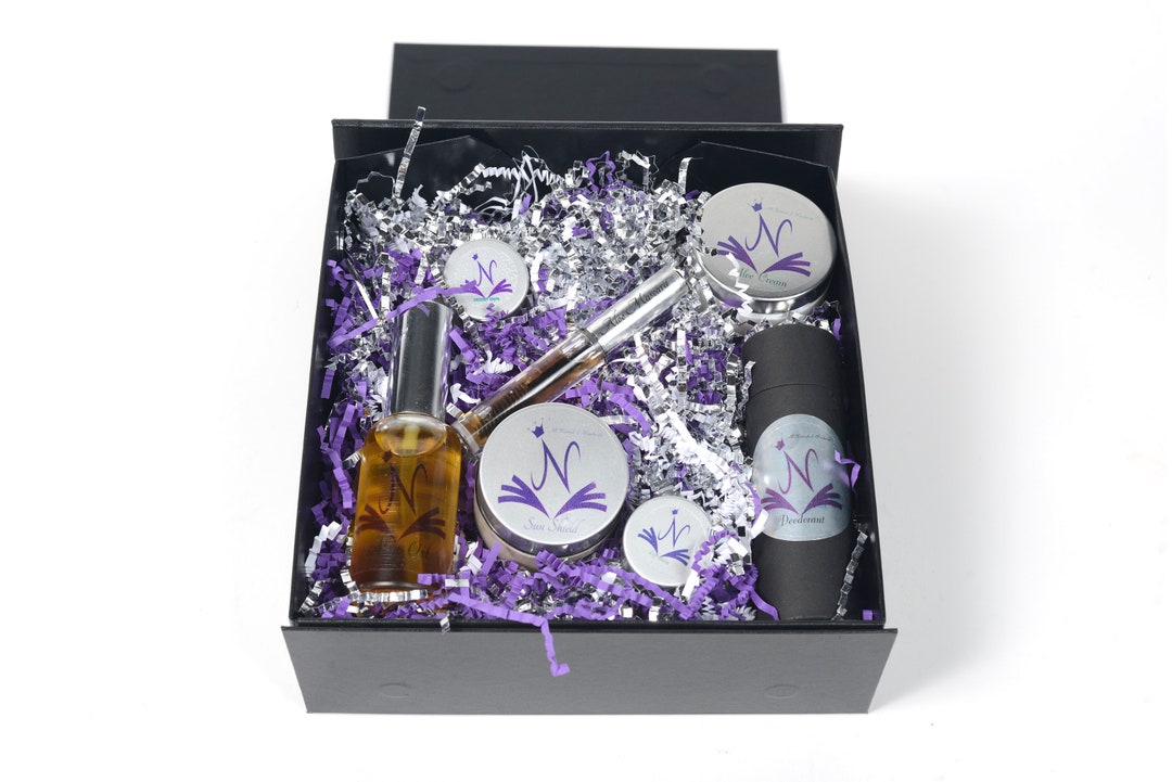 Nettie's Sample & Royalty Box - Etsy