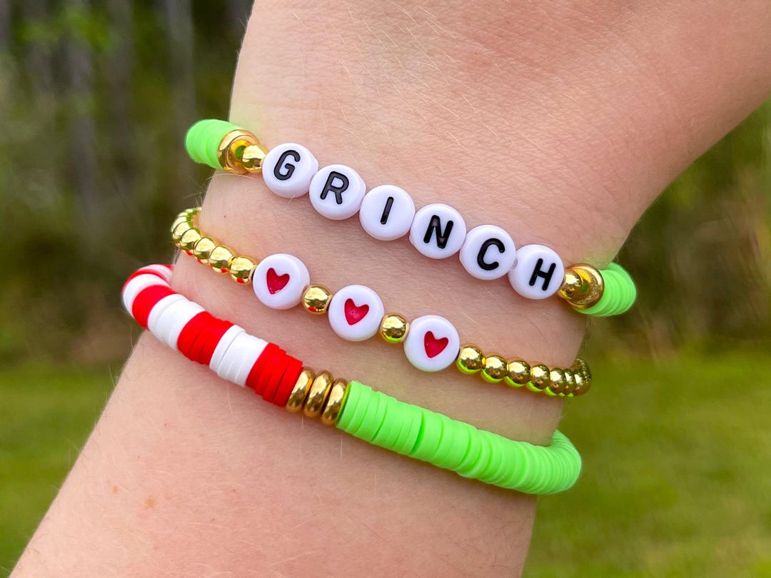 Grinch Christmas Heishi Bead Stretch Bracelet Set | How the Grinch ...