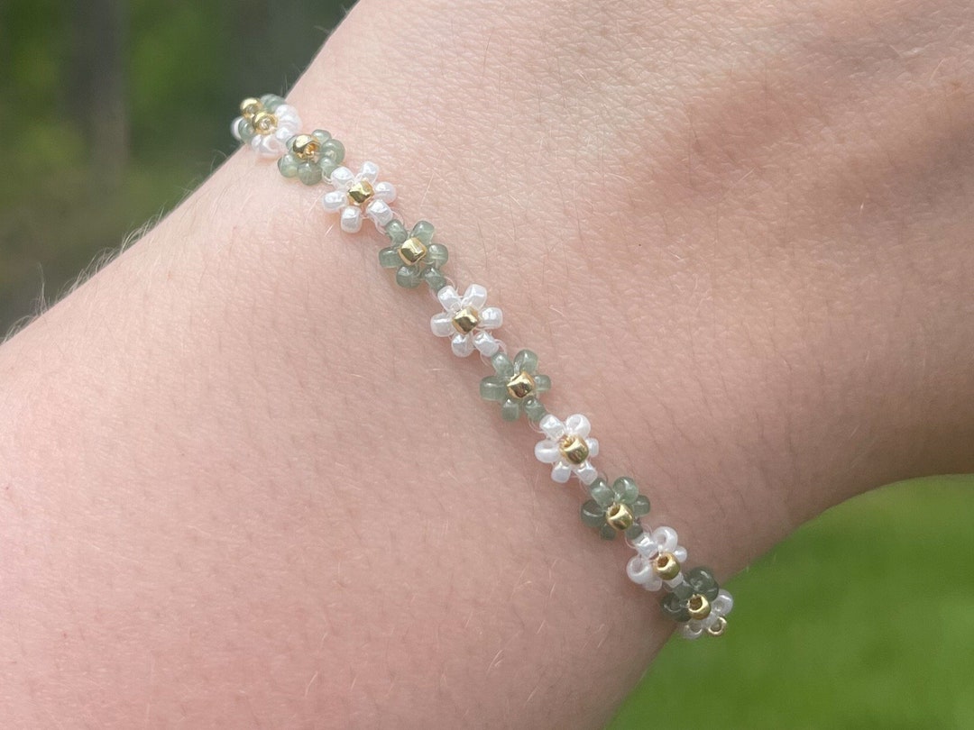 Sage Green/white/gold Daisy Adjustable Bead Bracelet | Adjustable Daisy ...