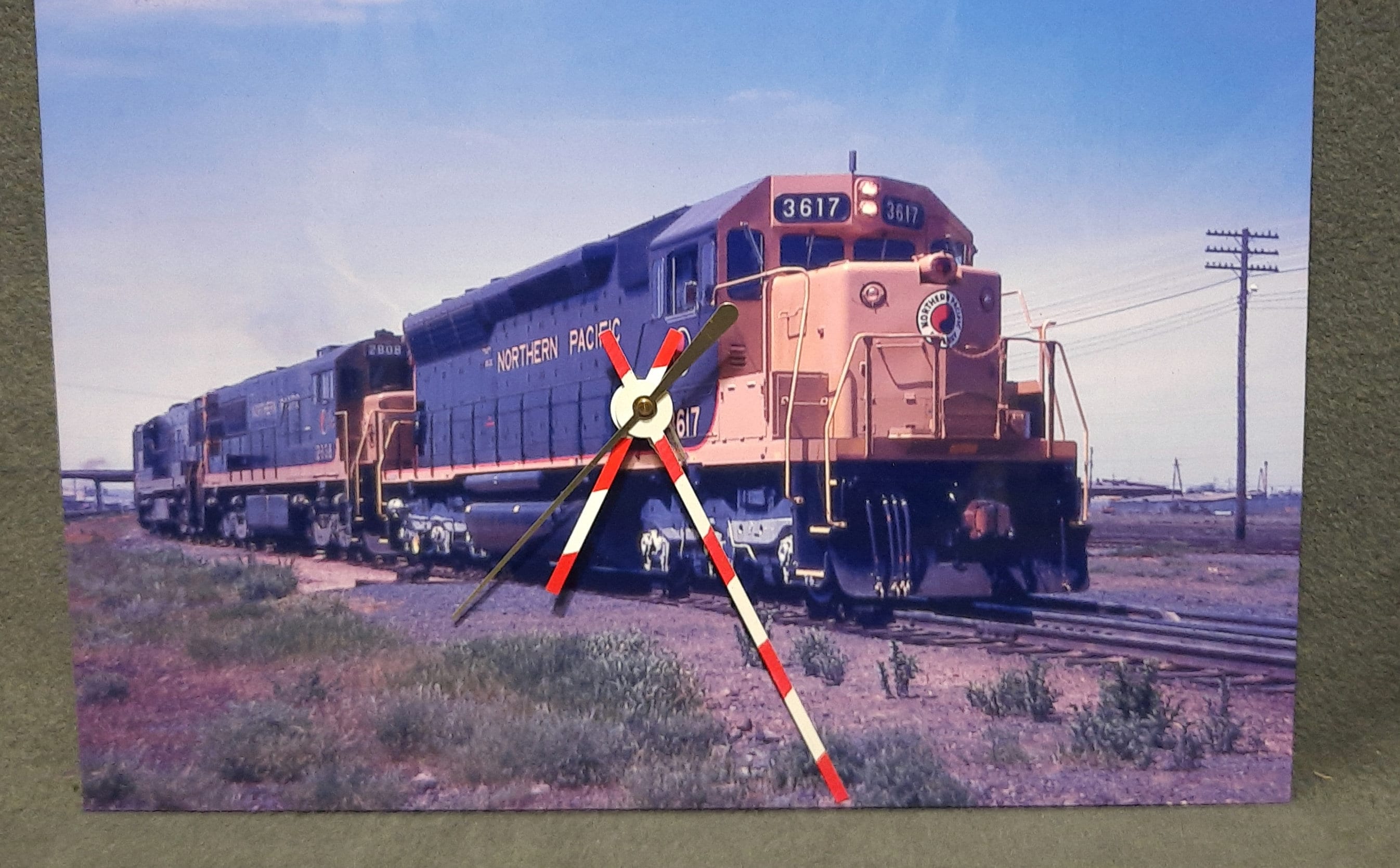 NORTHERN PACIFIC - Railroad Train Wall Clock NP3 - Etsy