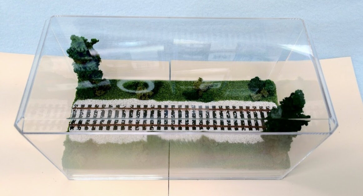 HO Scale 9 Single Track summer Scene DISPLAY | Etsy