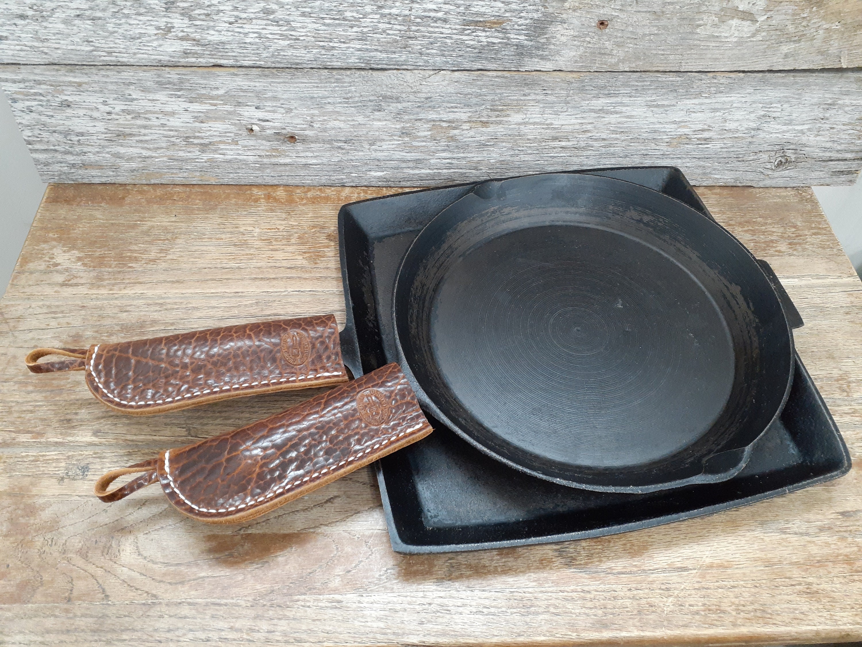 BUFFALO Leather Pan Handle Covers. Cast Iron Pan or Skillet Handle ...