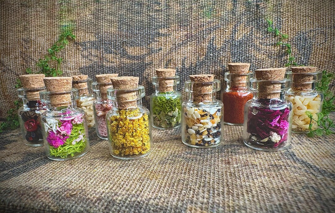 Miniature Herb & Spice Jars | 1:12 Dollhouse Kitchen Decor - Etsy