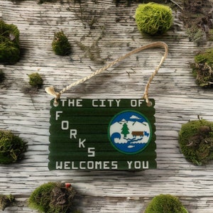Forks Washington Welcome Sign: Twilight Fan Gift - Ornament, Magnet ...
