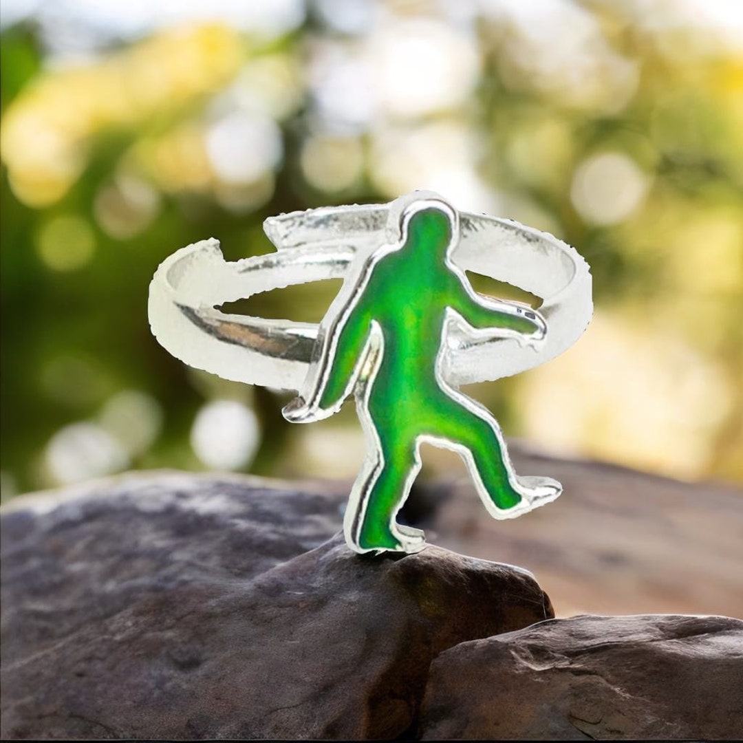 Sasquatch Bigfoot Mood Ring - Etsy