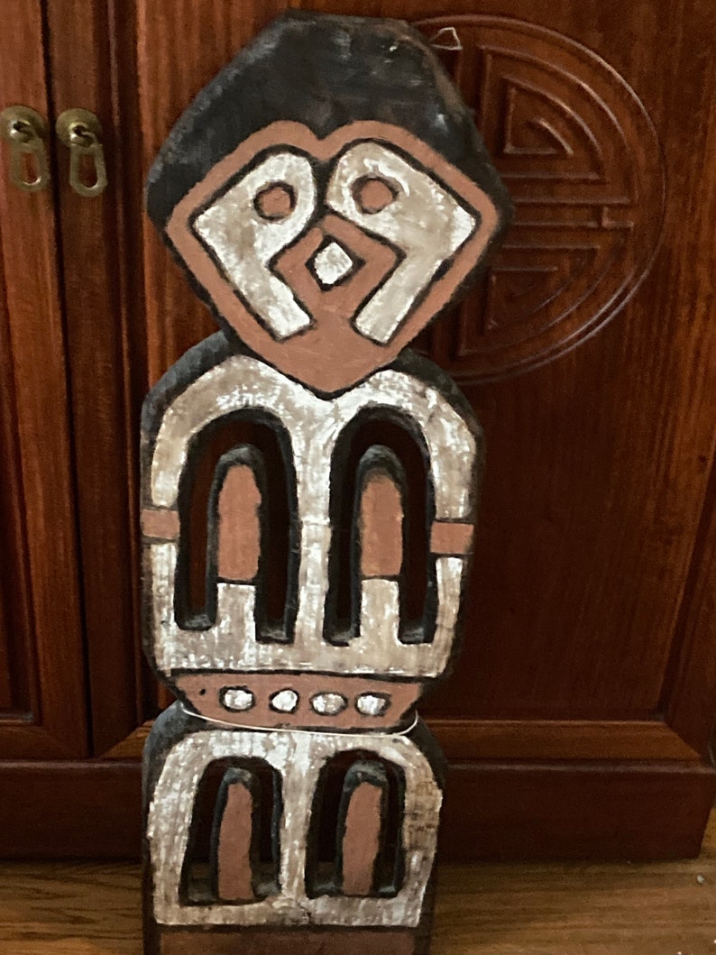 Agiba Skull Rack. Papuan Gulf Region. Papua New Guinea. Oceanic Art ...