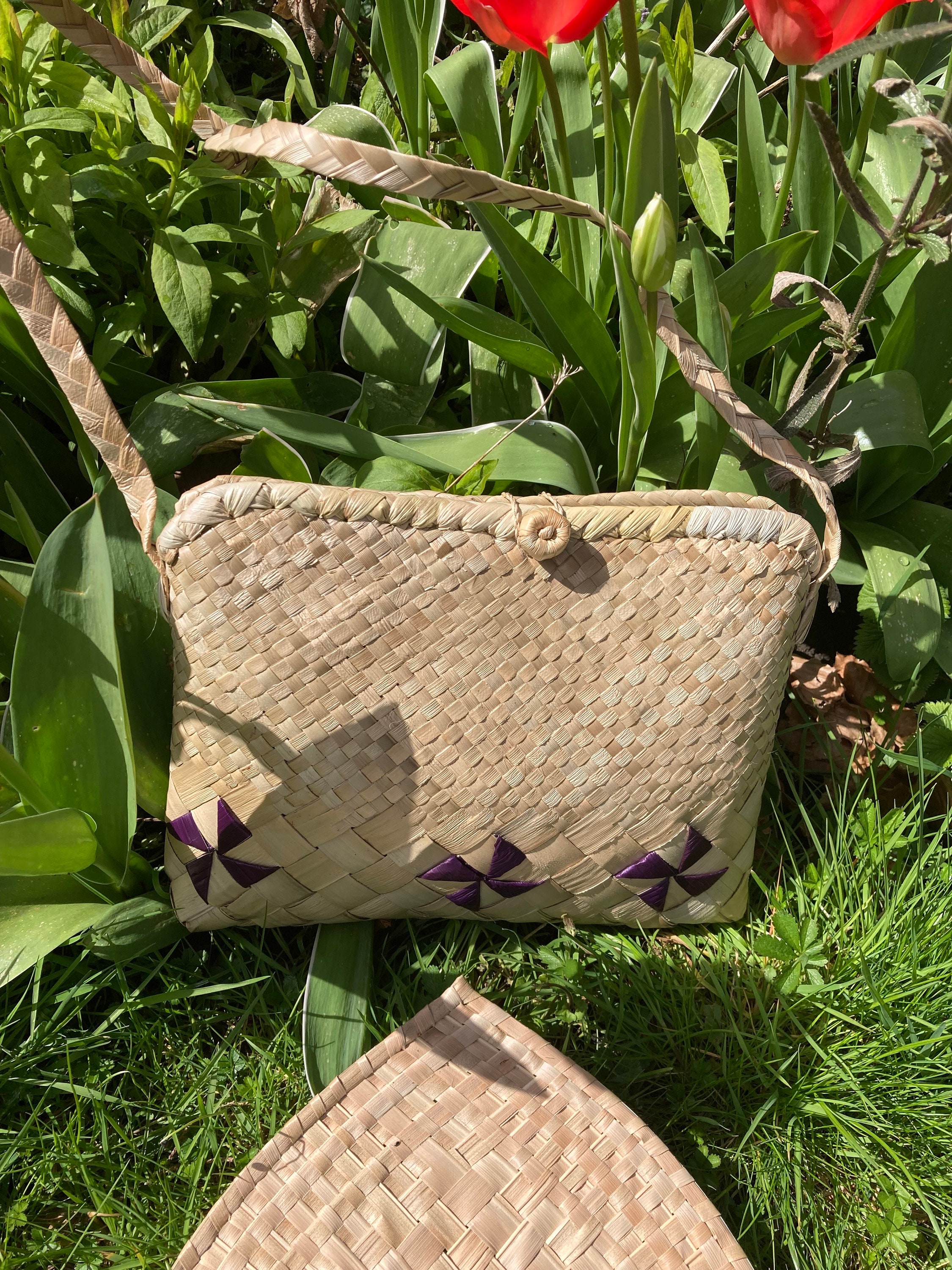 Palm Leaf Basket Bag & Coconut Fan Combo. Natural Pandanus Basket Tote ...