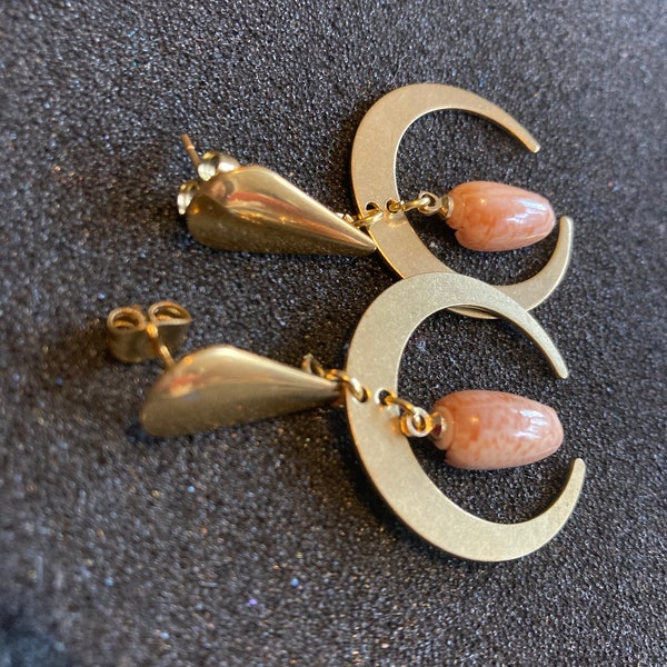 Olive Shell Pendant - Etsy