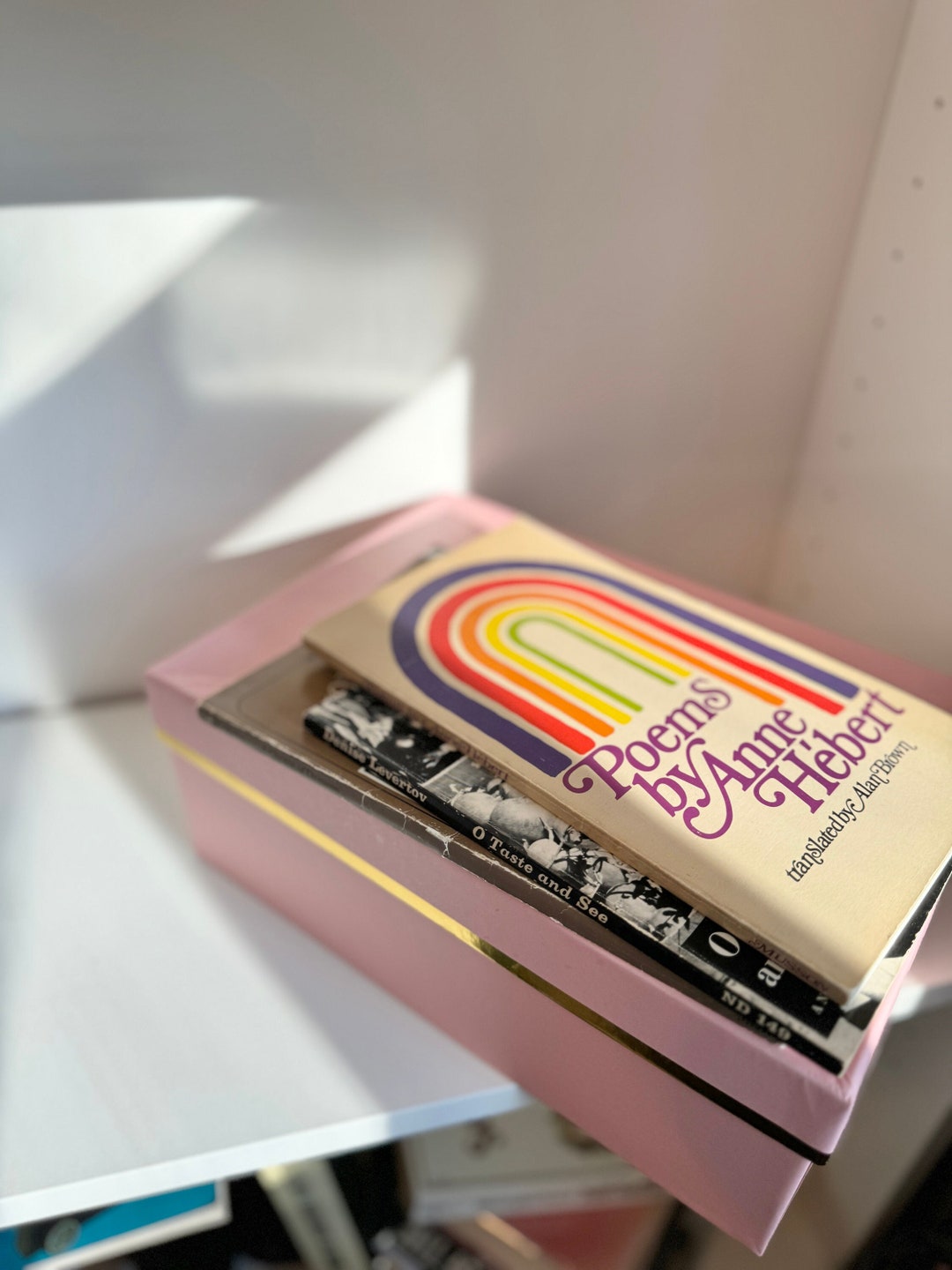 Vintage Poetry Book Box: Women Poets, Gift Wrapped - Etsy