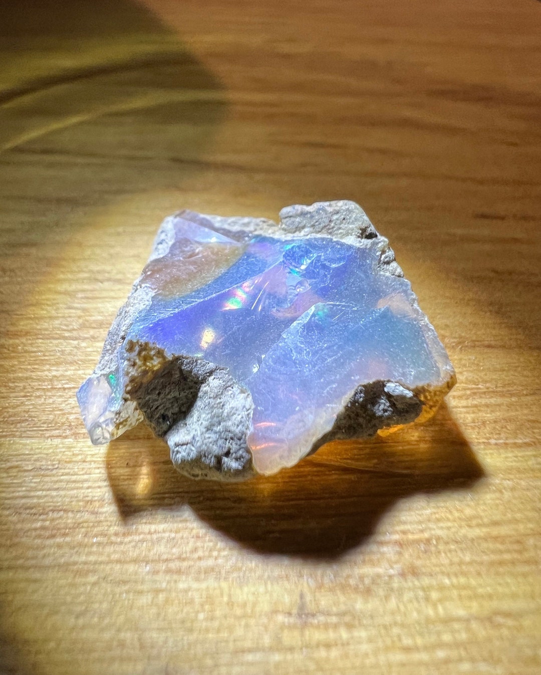 Top Neon Colour Reflect 10.5 Crt Stunning Welo Opal With Top Neon ...