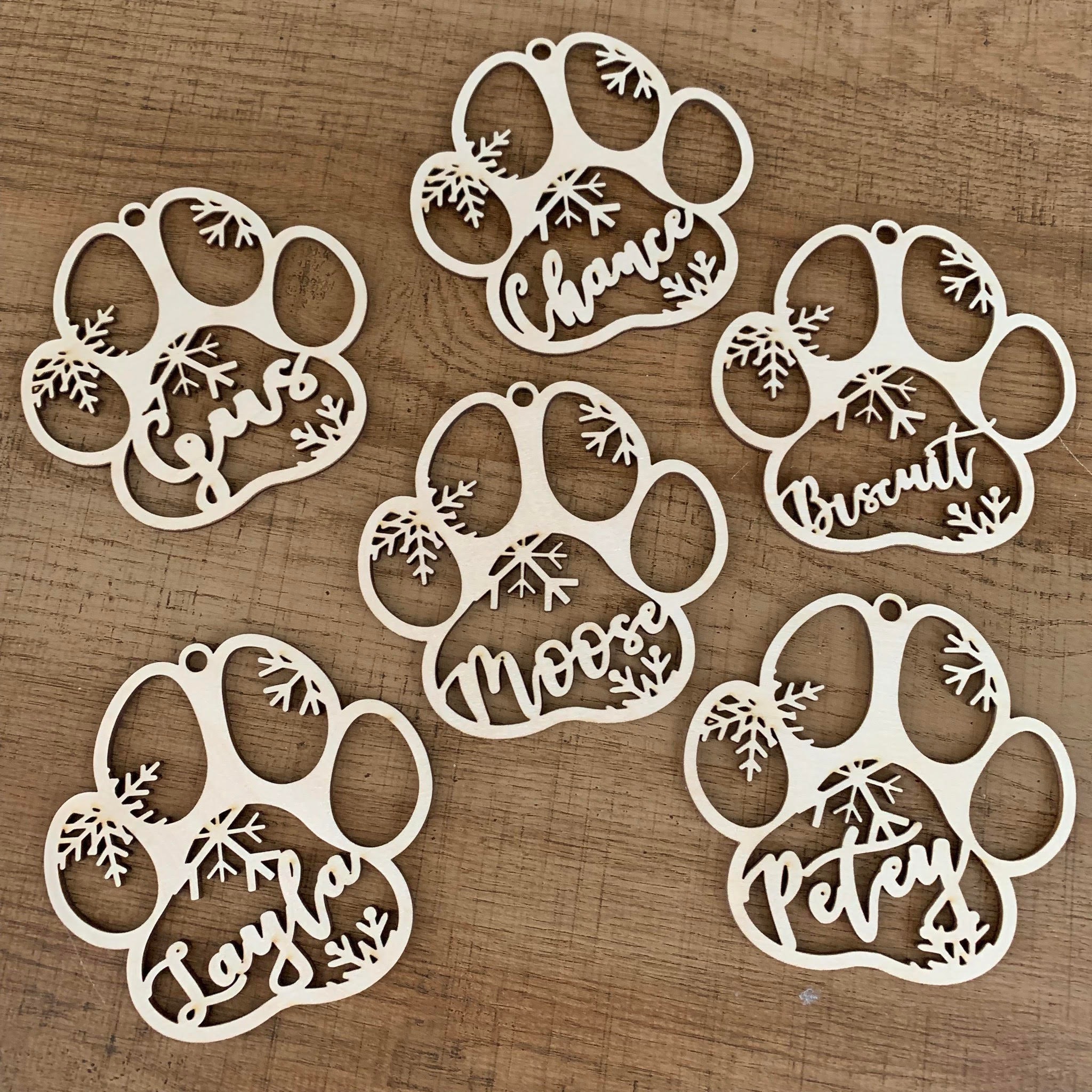 Personalized Your Dog's Name on a Custom Dog Paw - Etsy