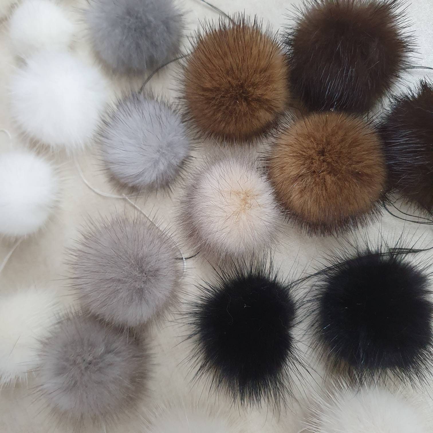 Small mink beads, pompom for handmade brooch - Etsy.de
