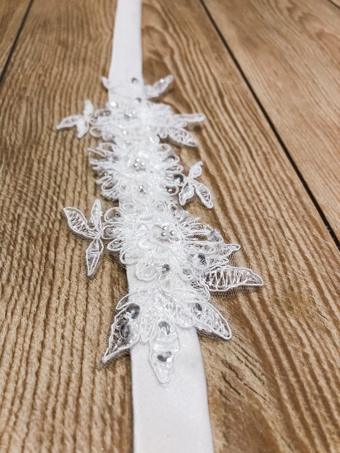 The Megan Bridal Belt, Handbeaded Ivory Lace, 35, Sustainable - Etsy.de