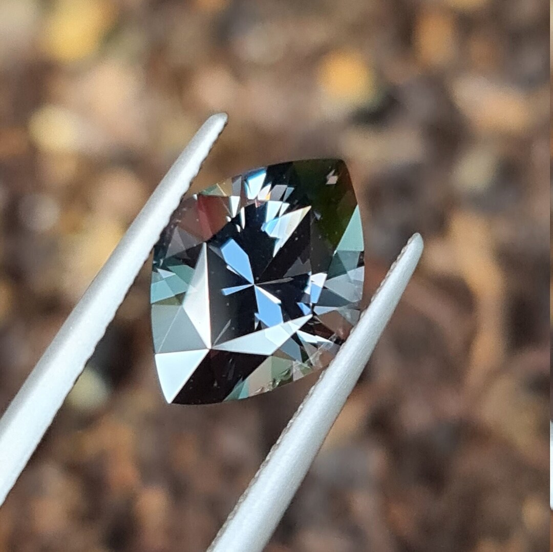 Natural Spinel 3.53 Ct, Grey, Octagon Shape, Precision Cut, Faceted ...