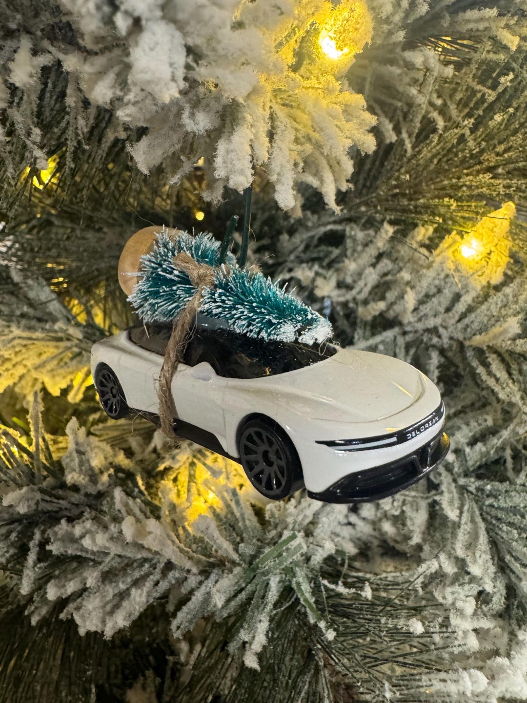 NEW Delorean Alphas White Carrying Christmas Tree Christmas Ornament ...