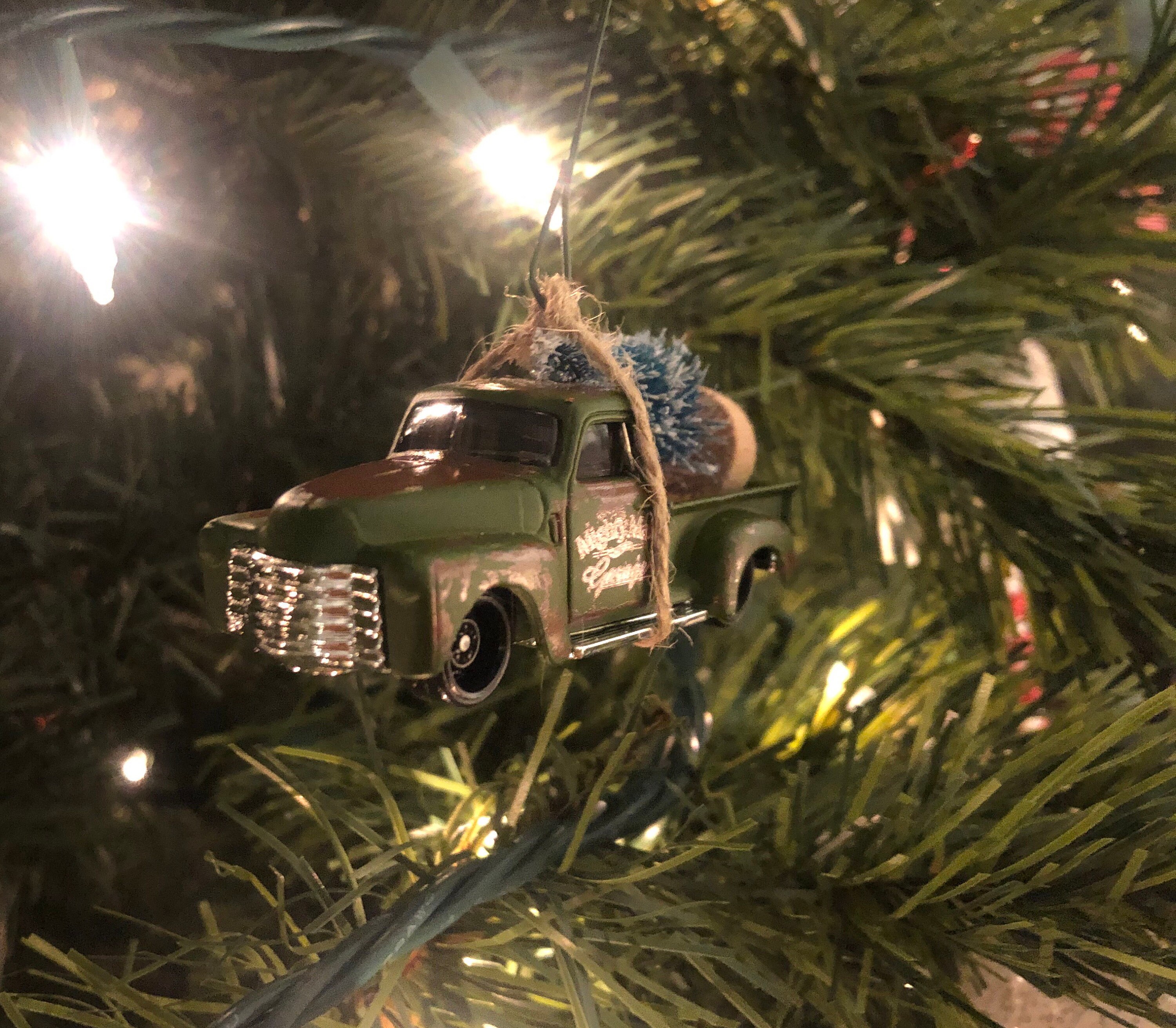 Chevy Truck ‘52 Carrying Christmas Tree Christmas Ornament Hot Wheel ...