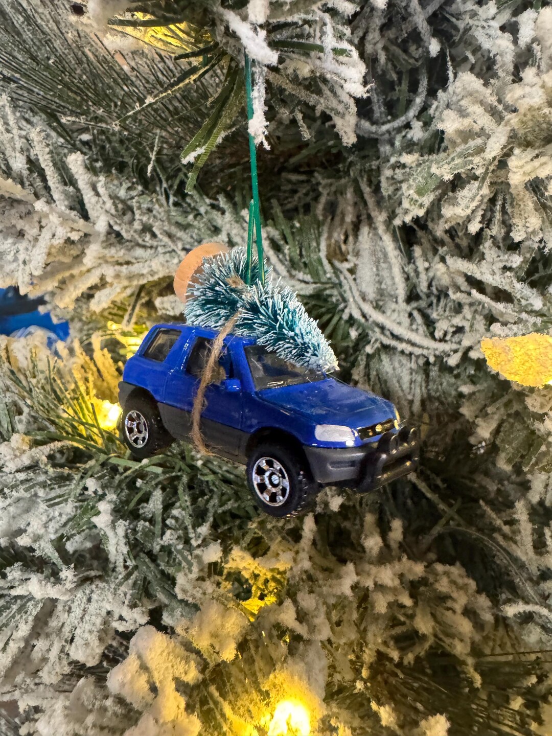 Toyota Rav4 Blue 1997 Carrying Christmas Tree Christmas Ornament Hot ...