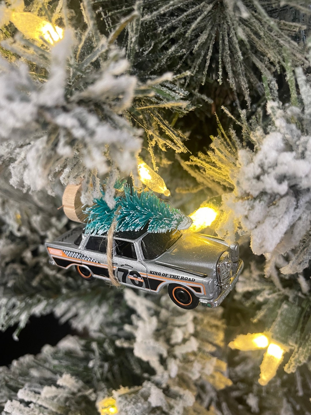 Mercedes-benz 220SE Sedan Carrying Christmas Tree Christmas Ornament ...